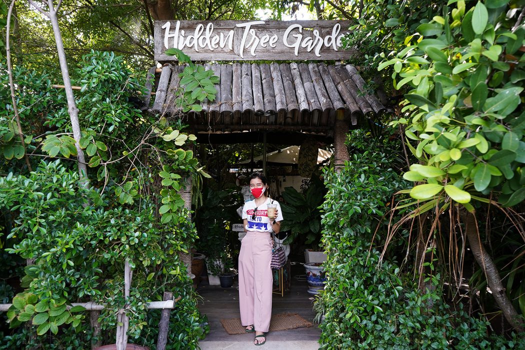 นั่งชิล Hidden Tree Garden คาเฟ่สไตล์ทรอปิคอลสุดแสนจะร่มรื่น ดื่มด่ำกับ ...