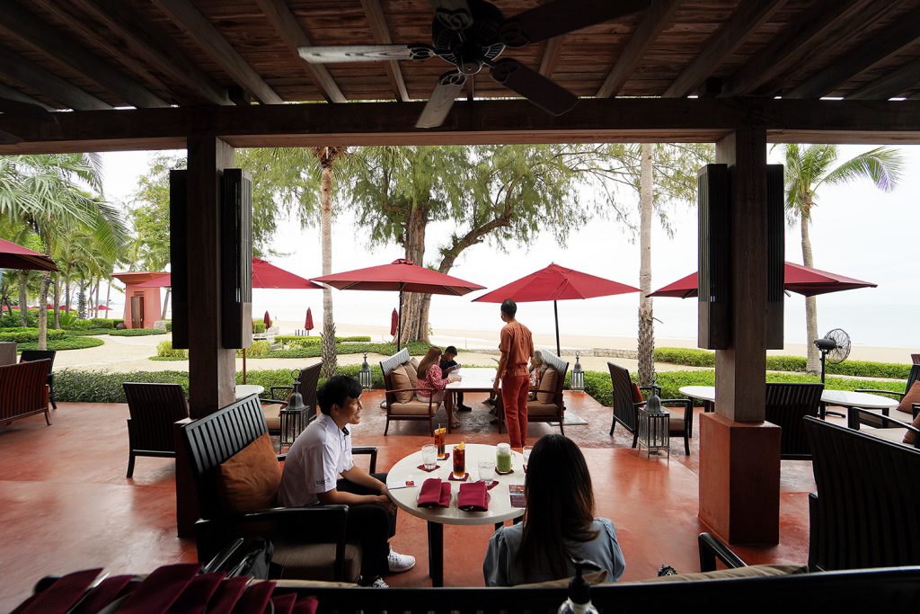 เที่ยวหัวหินพัก HYATT REGENCY ชิลๆ Afternoon Tea, เล่นสไลด์เดอร์, กิน ...