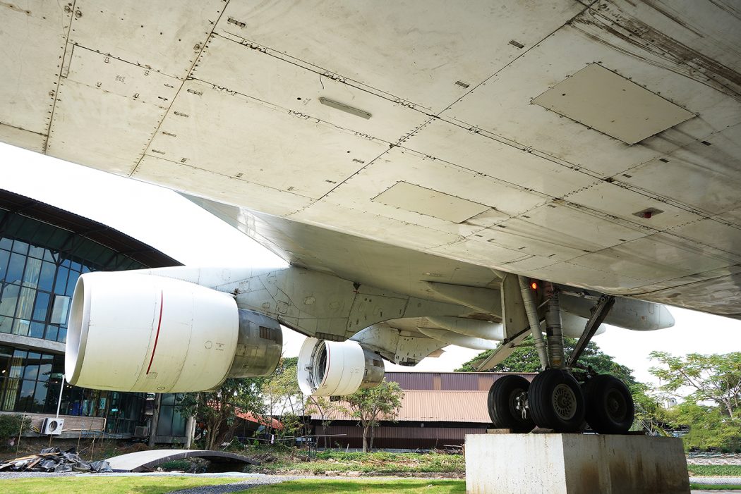 ชิลๆ ถ่ายรูป เก๋ๆ 747 CAFE' คาเฟ่บนเครื่องบินใหญ่ที่สุดในโลก (เค้าว่า ...