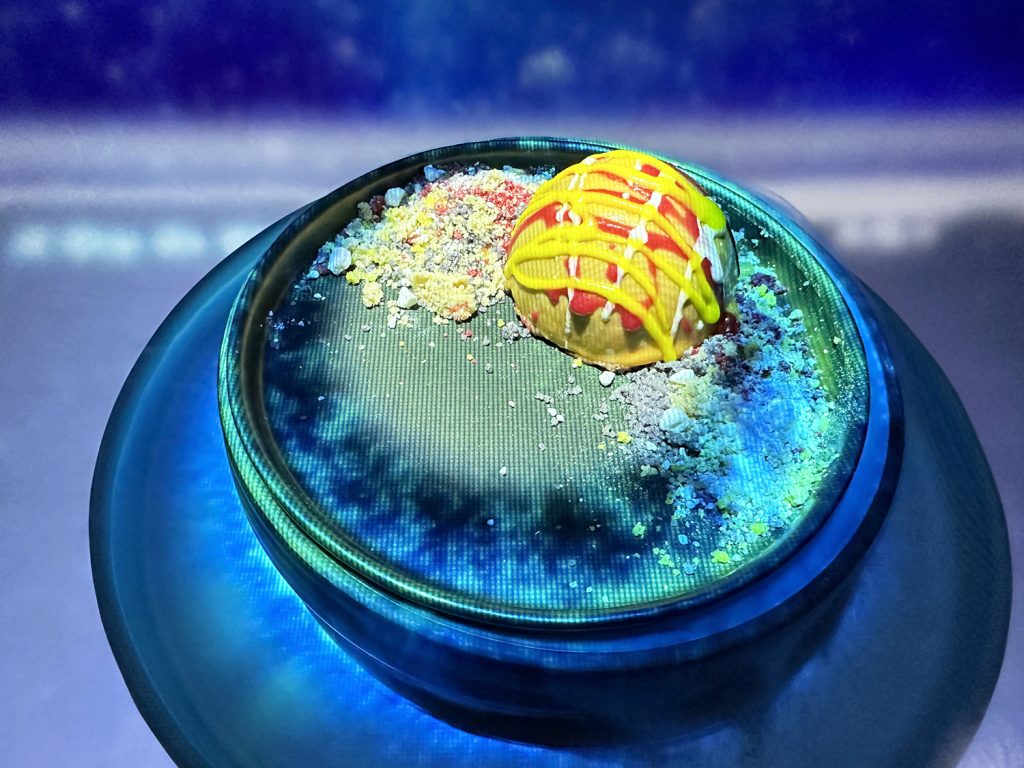 สนุก อิ่ม อร่อย "Digital Delicious" "Digital Art Fine Dining" ที่แรกและ ...