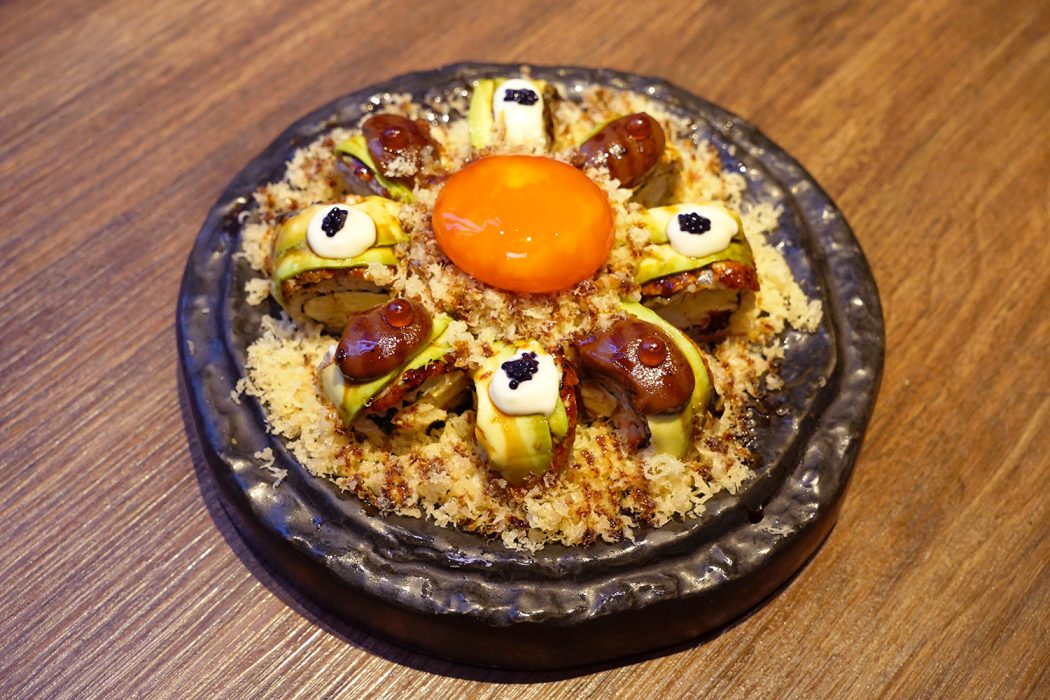 กินหมูทอดจานบิน (ไม่ต้องไปไกลถึงญี่ปุ่น) ซูชิโรลสไตล์ฟิวชั่นที่ Sushi ...
